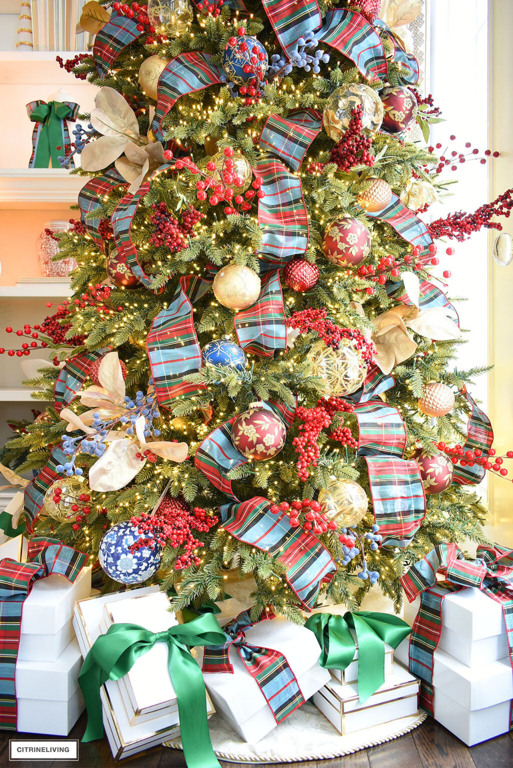 OUR RED + BLUE PLAID CHRISTMAS TREE | CITRINELIVING