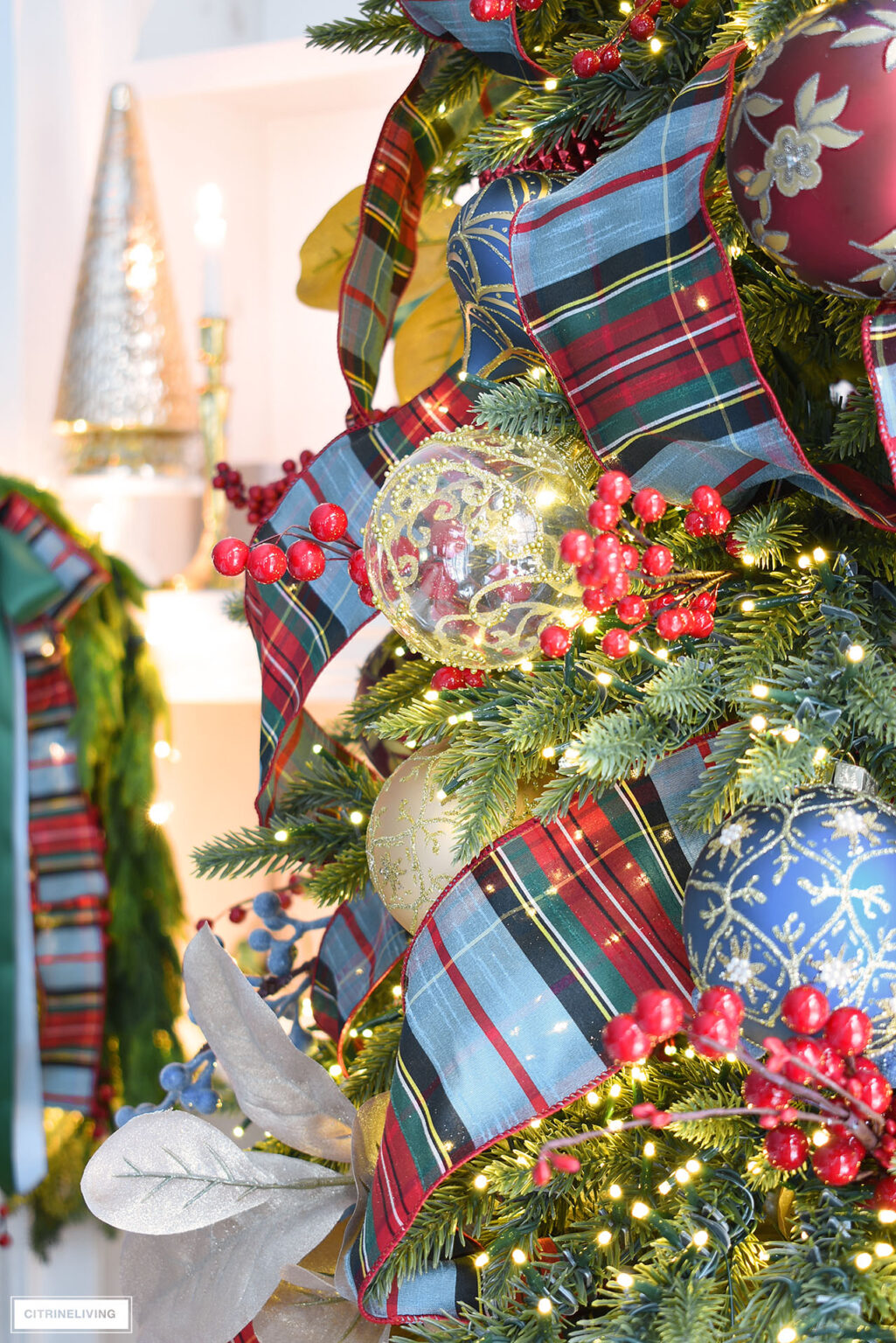 OUR RED + BLUE PLAID CHRISTMAS TREE | CITRINELIVING