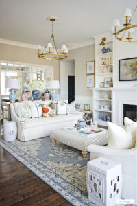 COLORFUL LIVING ROOM DECOR FOR SPRING - CITRINELIVING