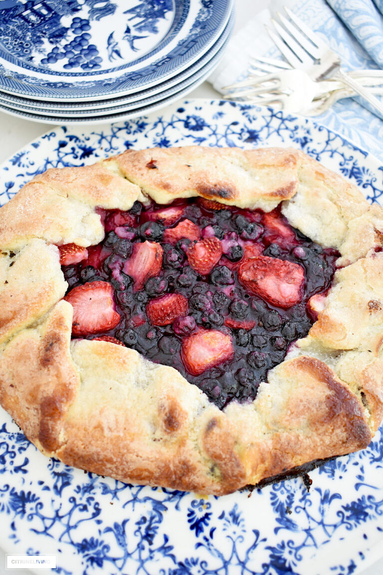 RUSTIC MIXED BERRY CROSTATA | CITRINELIVING