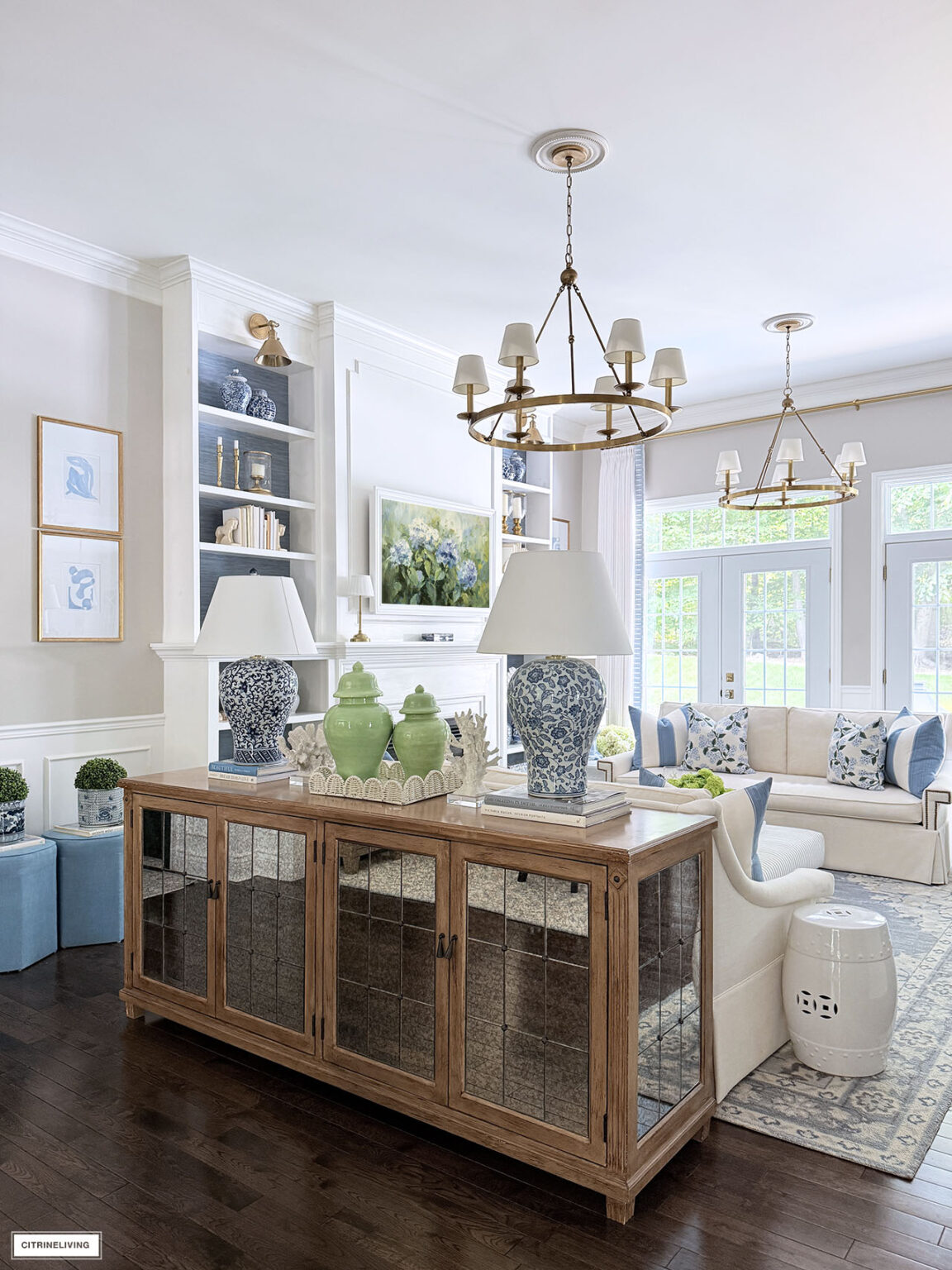 CHIC & SIMPLE SUMMER LIVING ROOM DECOR | CitrineLiving